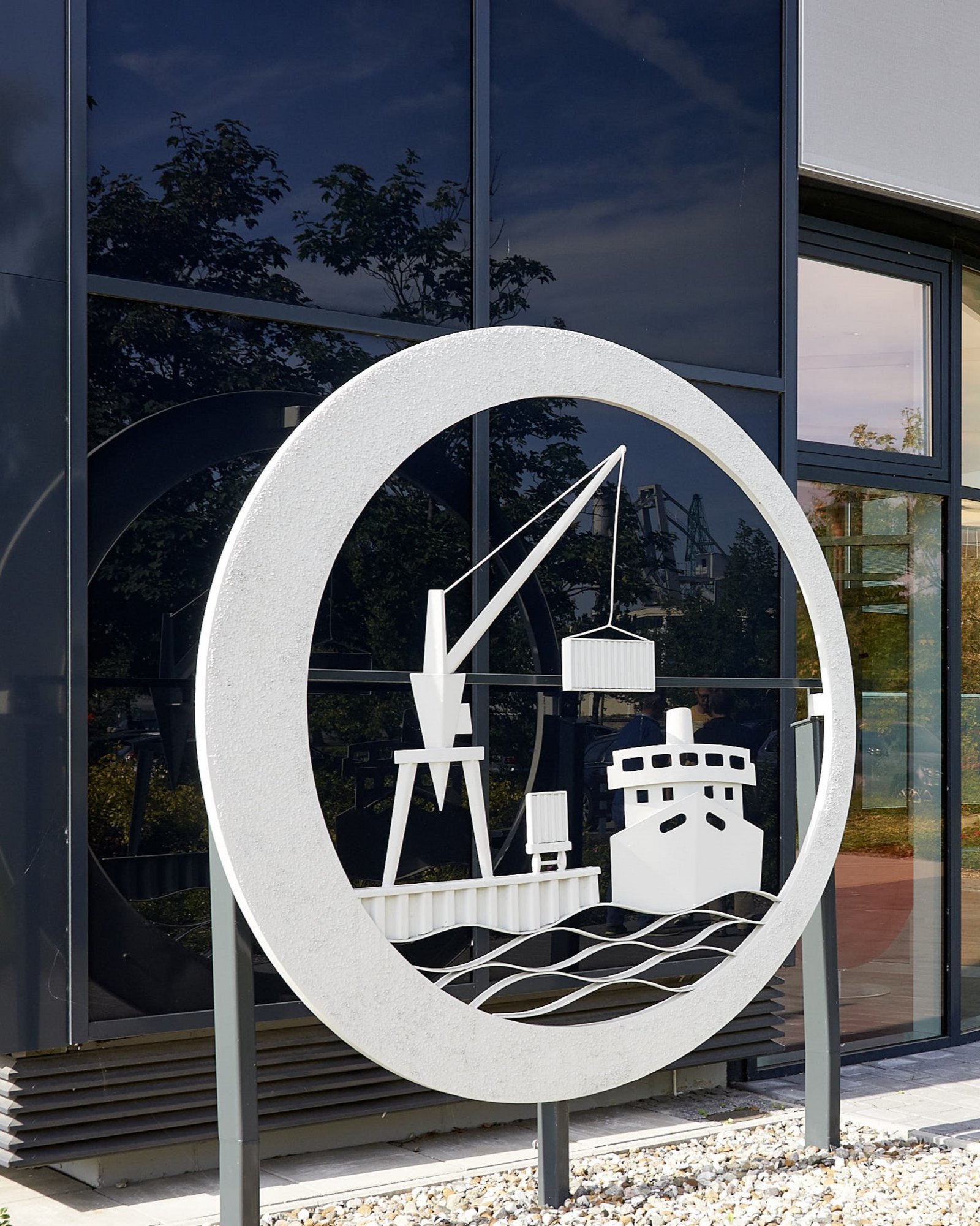 Rostock Port: Yara Clean Ammonia und VNG AG schließen strategische ...